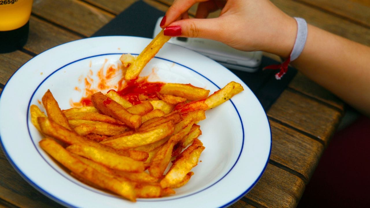ഫ്രഞ്ച് ഫ്രൈസ് കഴിക്കാറുണ്ടോ? എങ്കിൽ സൂക്ഷിക്കണം | Study Warns French ...
