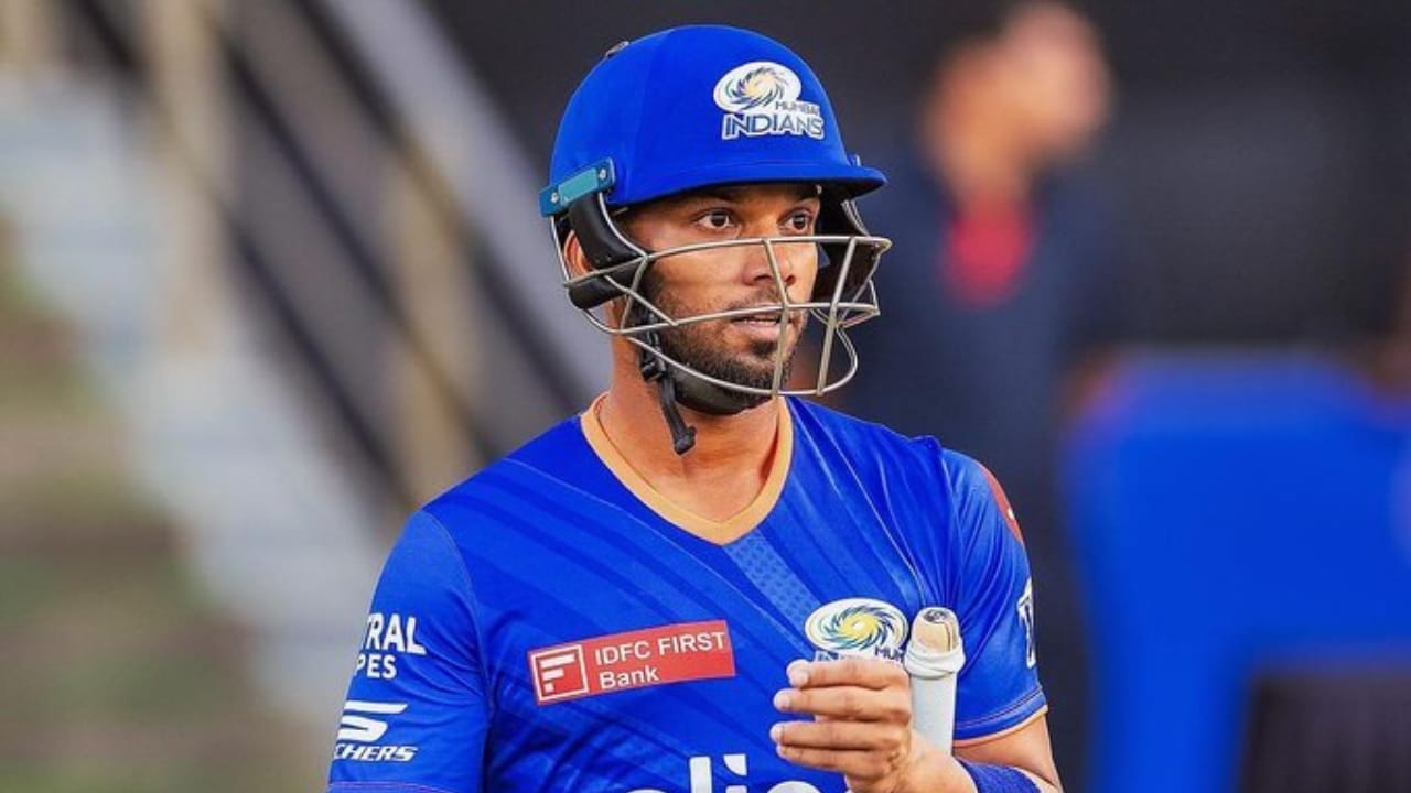 അടിച്ചുകേറി വിഷ്ണു വിനോദും രോഹൻ കുന്നുമ്മലും; ത്രിപുരക്കെതിരെ മികച്ച ...